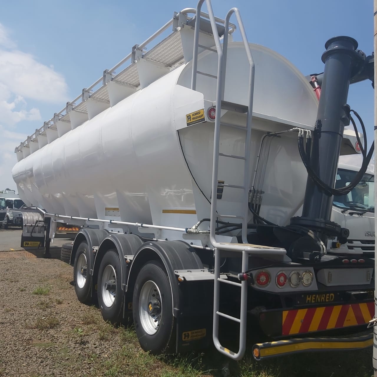 2026 Tridem 60m3 ALUMINIUM BULK FEEDER TANK (Auger) | Junk Mail Marketplace