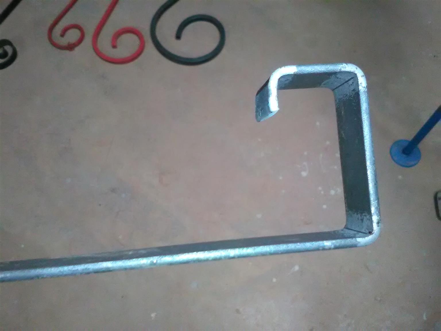 Pipe and bar bender | Junk Mail Marketplace