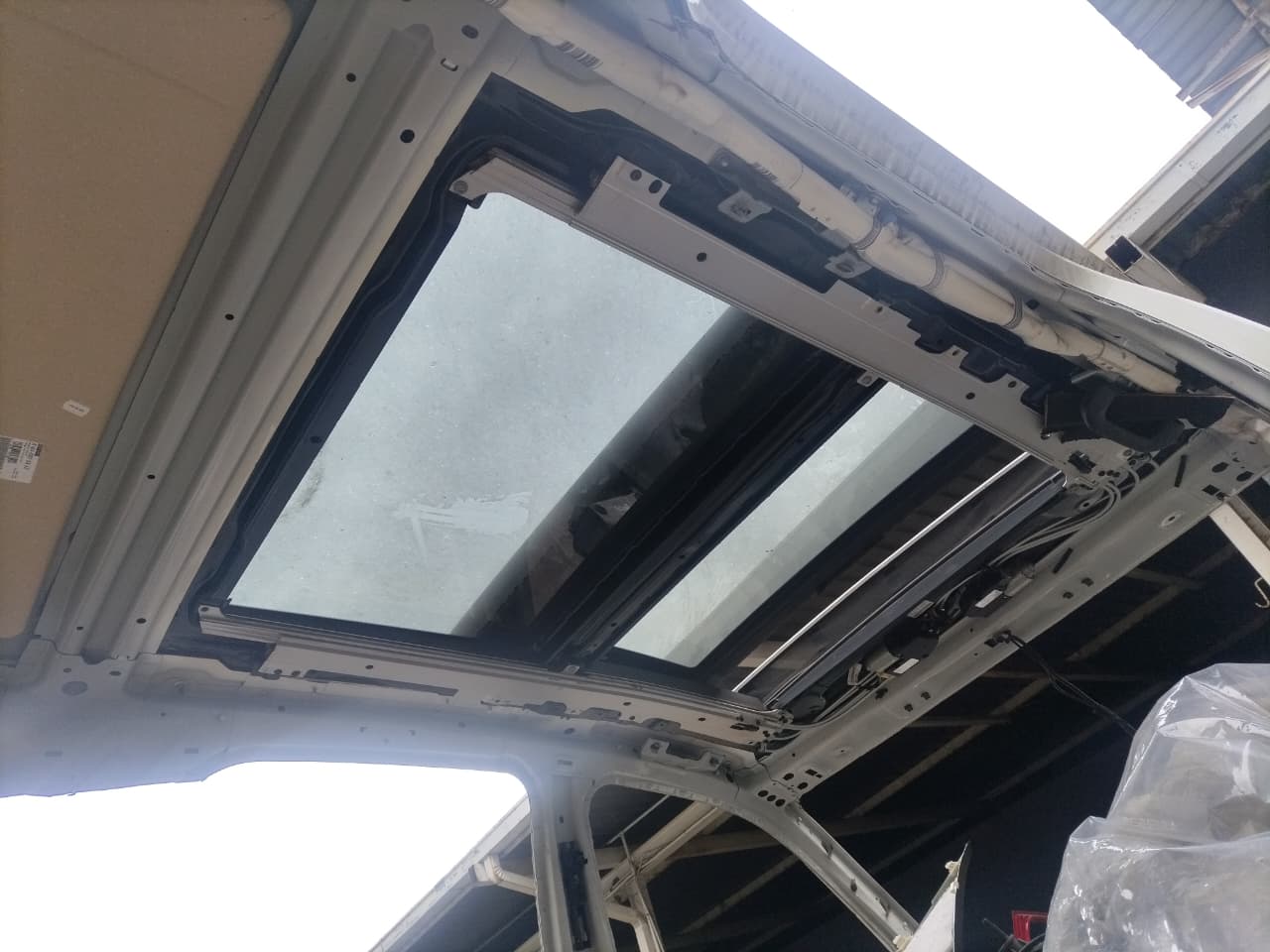 Used Mercedes-Benz ML350 W166 Roof Section for Sale – Replacement Shell ...