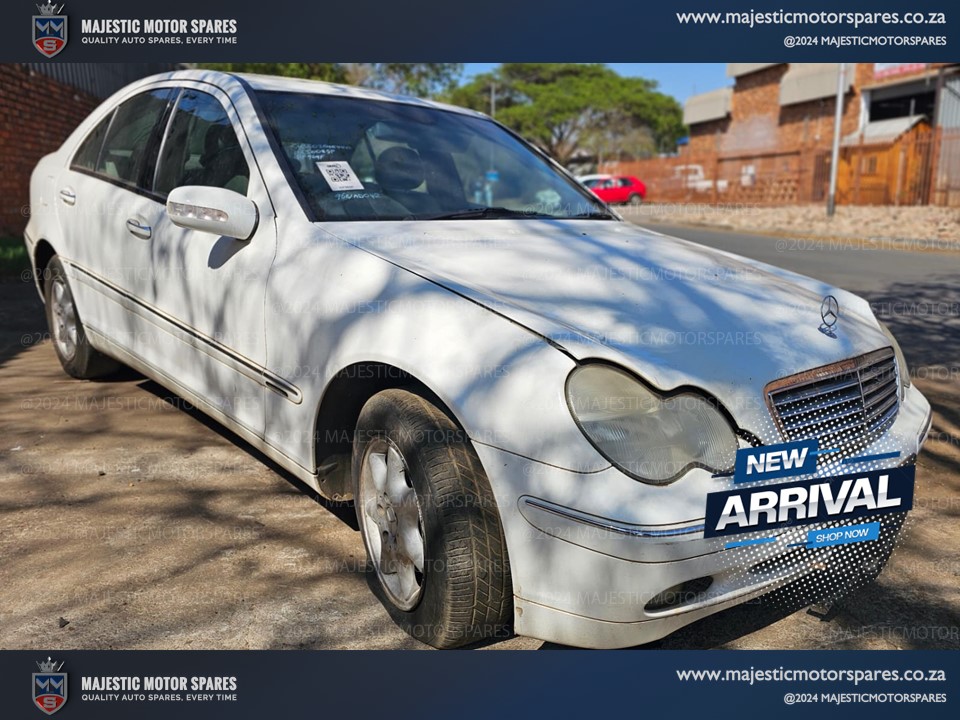 2002 Mercedes-Benz C200 Kompressor W203 M111 (Automatic) Stripping for ...