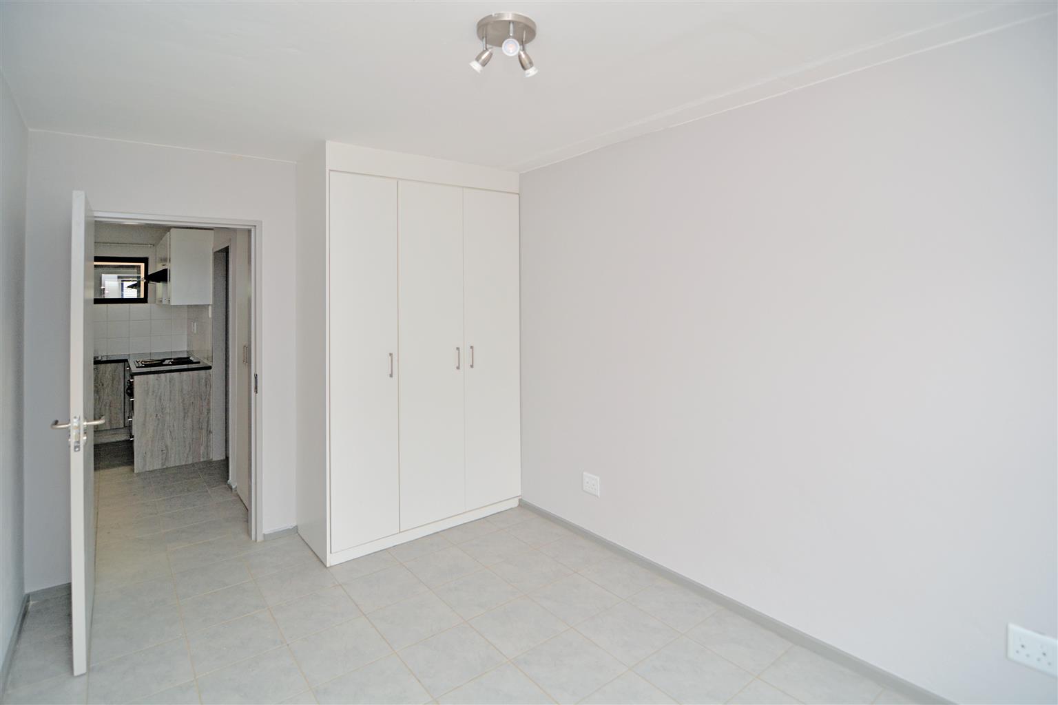 1 BED AND 1 BATH AVAILABLE IN CLUBVIEW CENTURION | Junk Mail