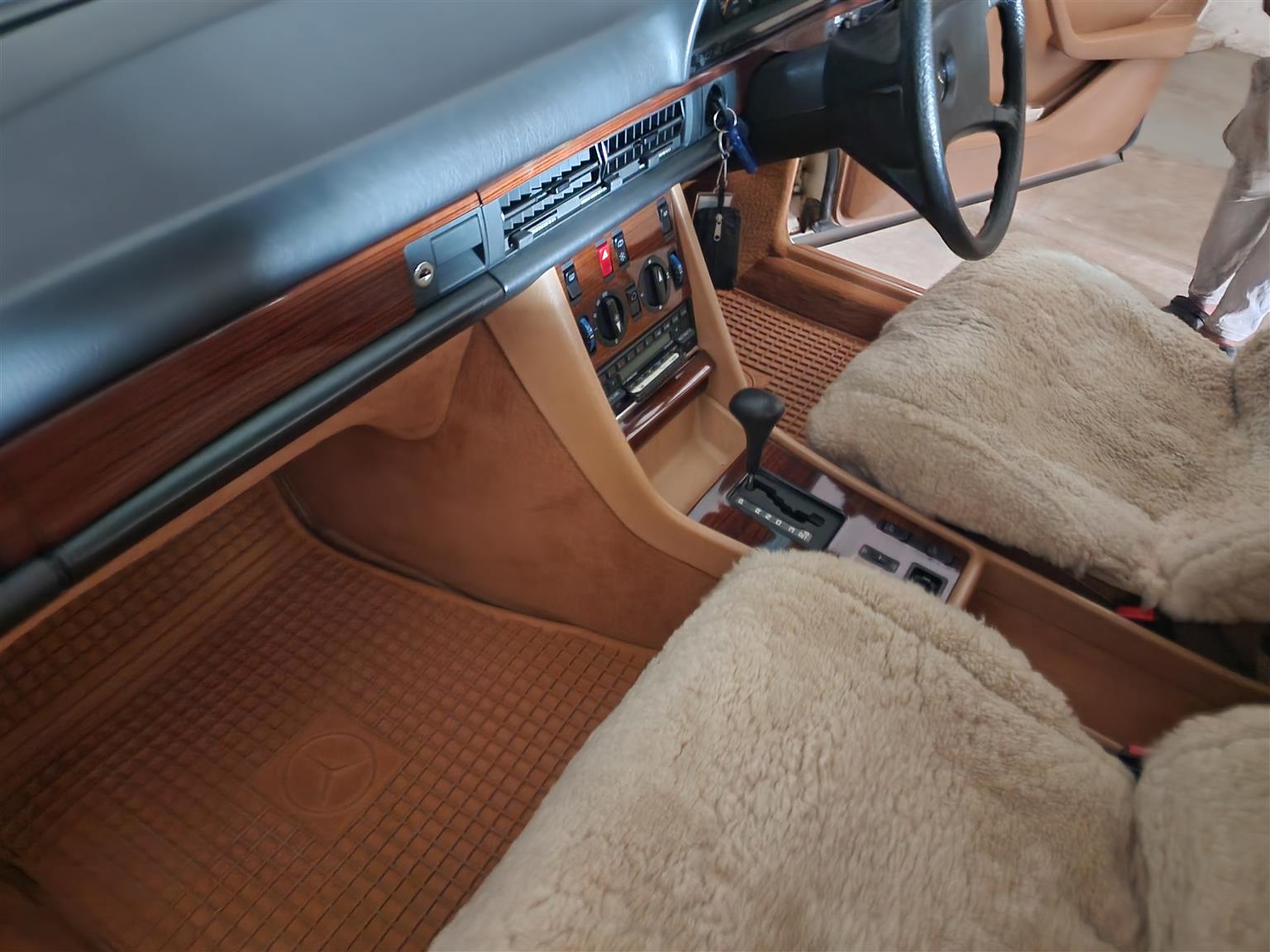 MERCEDES BENZ 380 SE | Junk Mail