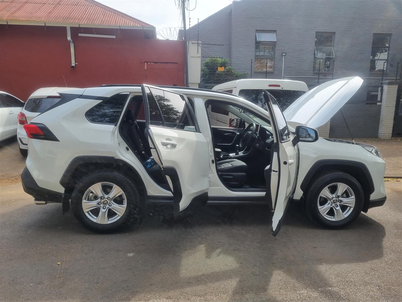 2020 TOYOTA RAV4 2.0VX MANUAL 10000KM Mechanically perfect with S B, S ...
