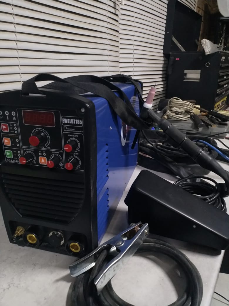 ACDC Tig Welder New In Box with argon gas cylinder | Junk Mail Marketplace