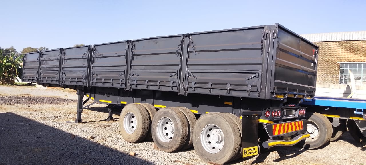 Drop side triaxle tipper trailer | Junk Mail