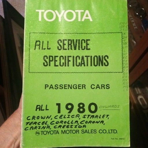 Toyota all 1980, service book | Junk Mail Marketplace