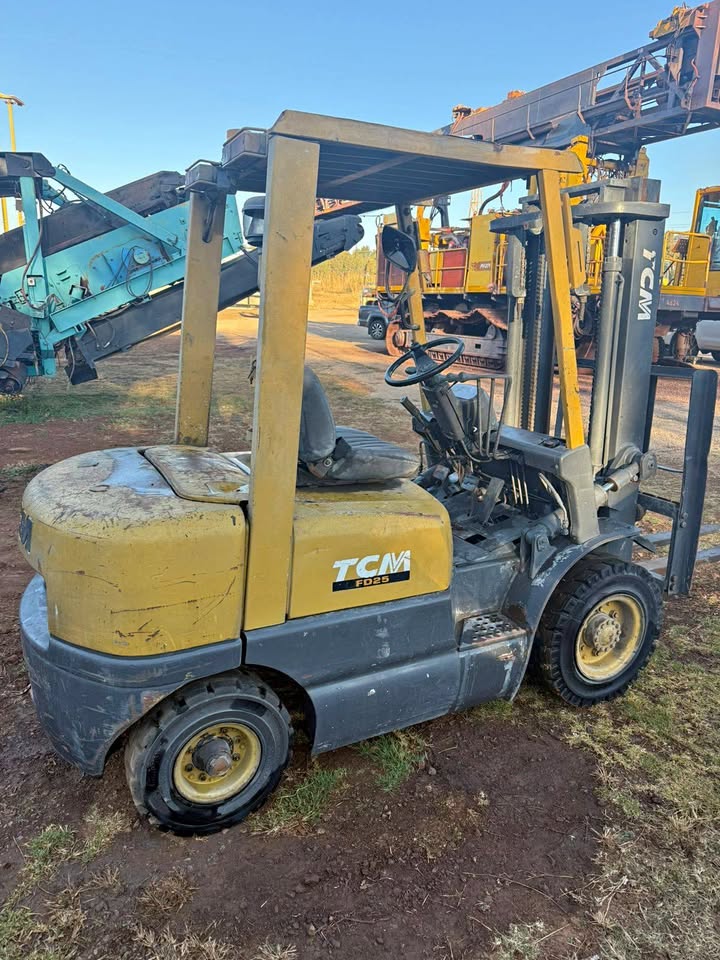 TCM FD25 forklift with 2618 hours for sale in Muldersdrift, ready to work. Call Jay from GTS ...