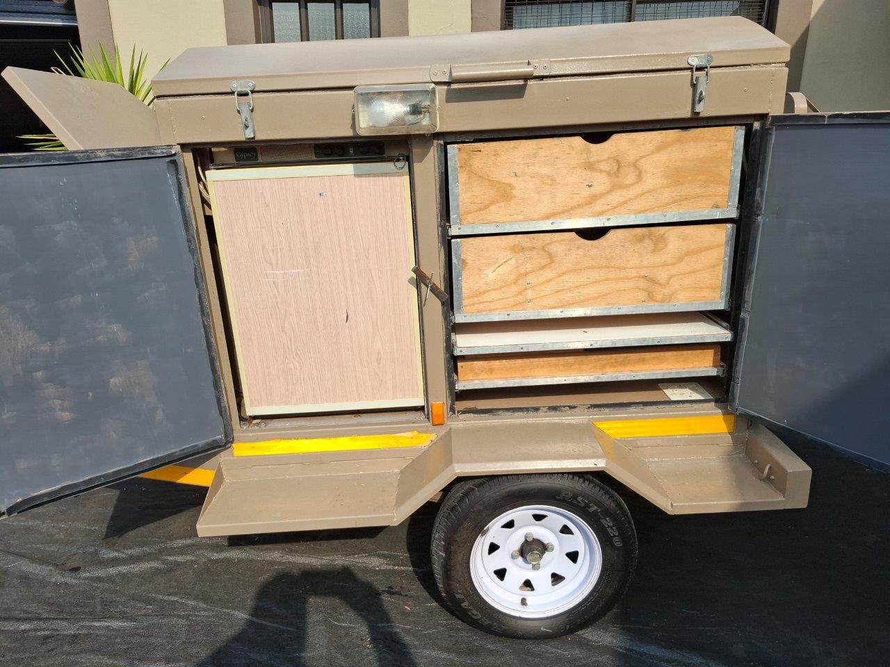 Unique Trailers Camping Trailer | Junk Mail Marketplace