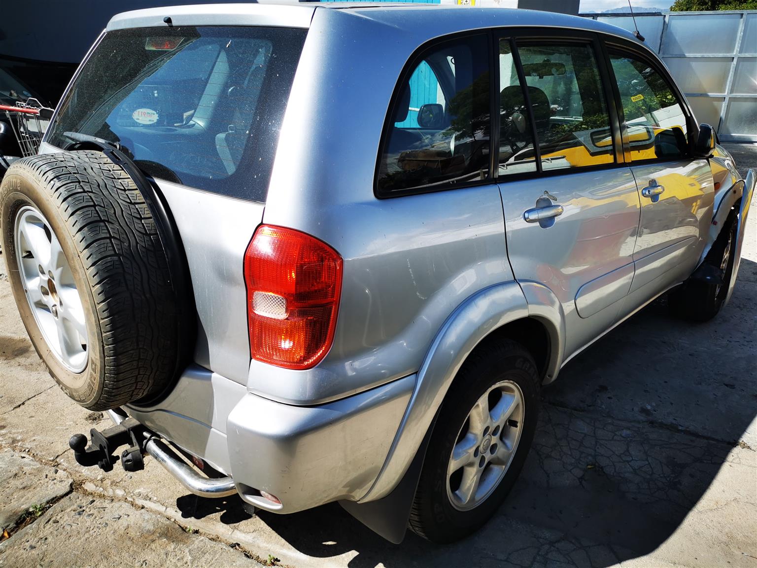 Toyota Rav 4 2002 stripping for spares | Junk Mail