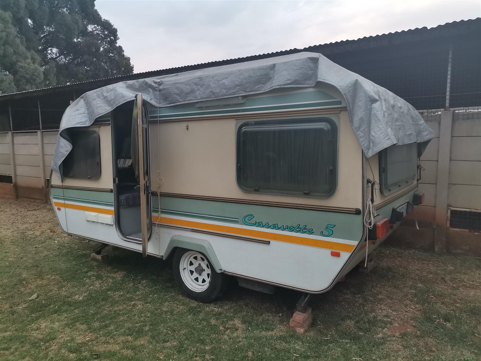 CARAVAN FOR SALE - JUST IN TIME FOR DECEMBER HOLIDAYS | Junk Mail