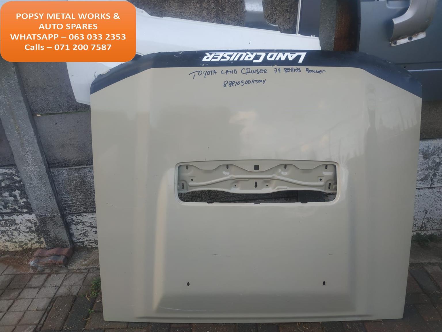 TOYOTA LAND CRUISER 79 SERIES SCOOP BONNET | Junk Mail Marketplace