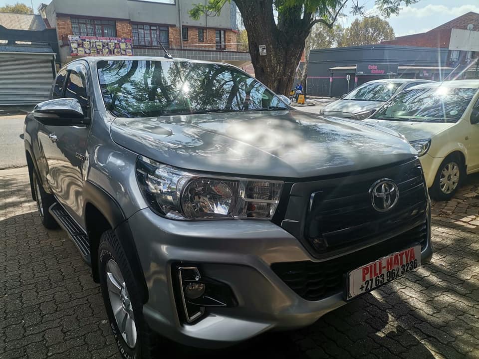 2016 TOYOTA HILUX 2.8 GD6 RAIDER EXTRA CAB MANUAL | Junk Mail Marketplace
