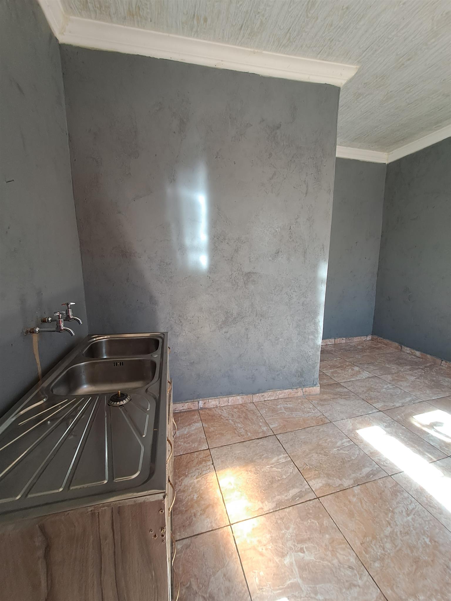 Room for rent | Junk Mail Marketplace