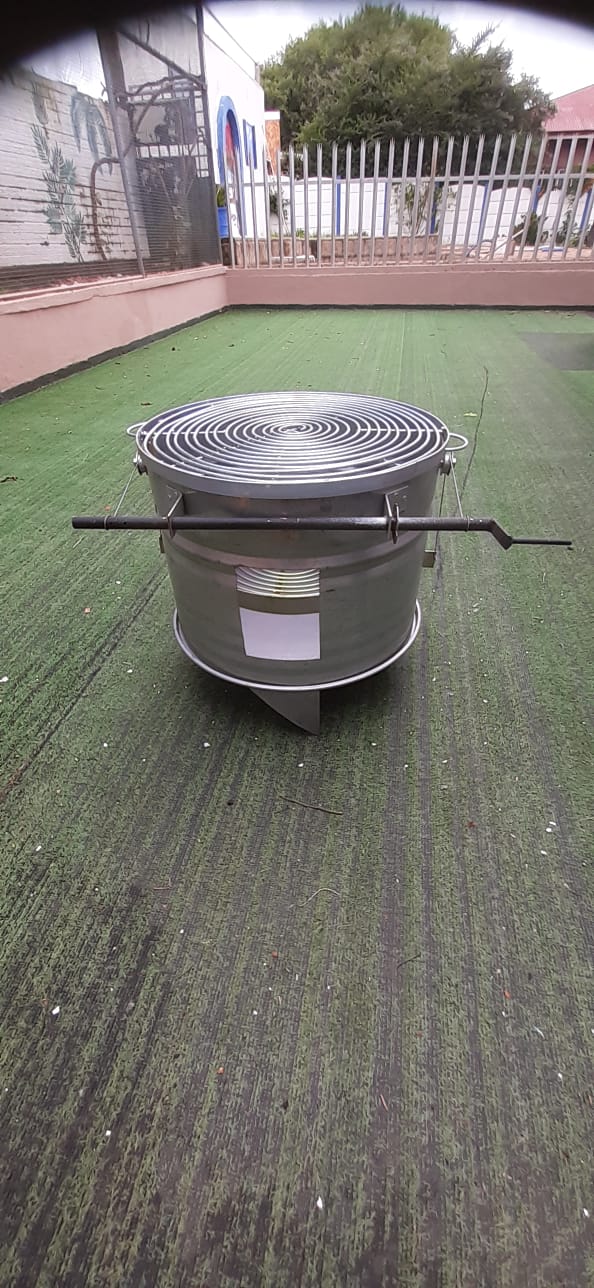 Round Braai | Junk Mail