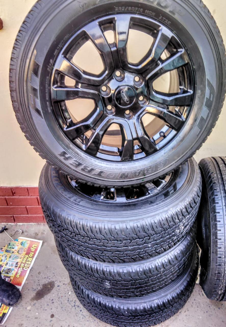 18" Black Ford Ranger Wildtrack mags with good used 265/60/18 tyres ...