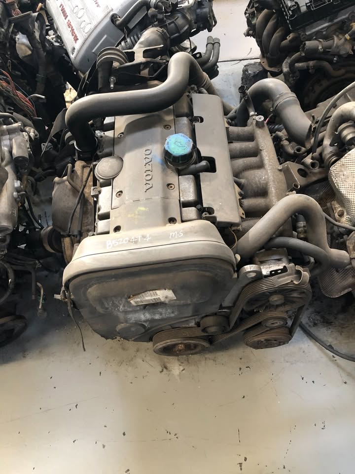 VOLVO B5204T4 S70 V70 2.0 ENGINE FOR SALE | Junk Mail Marketplace