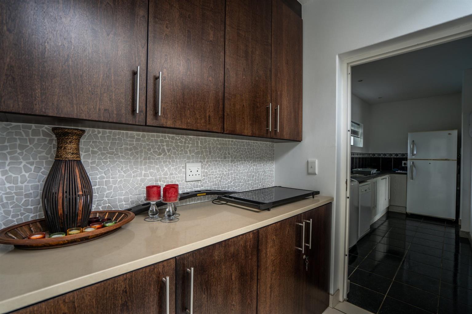 STATE OF THE ART ARCHITECTURE | Junk Mail Marketplace