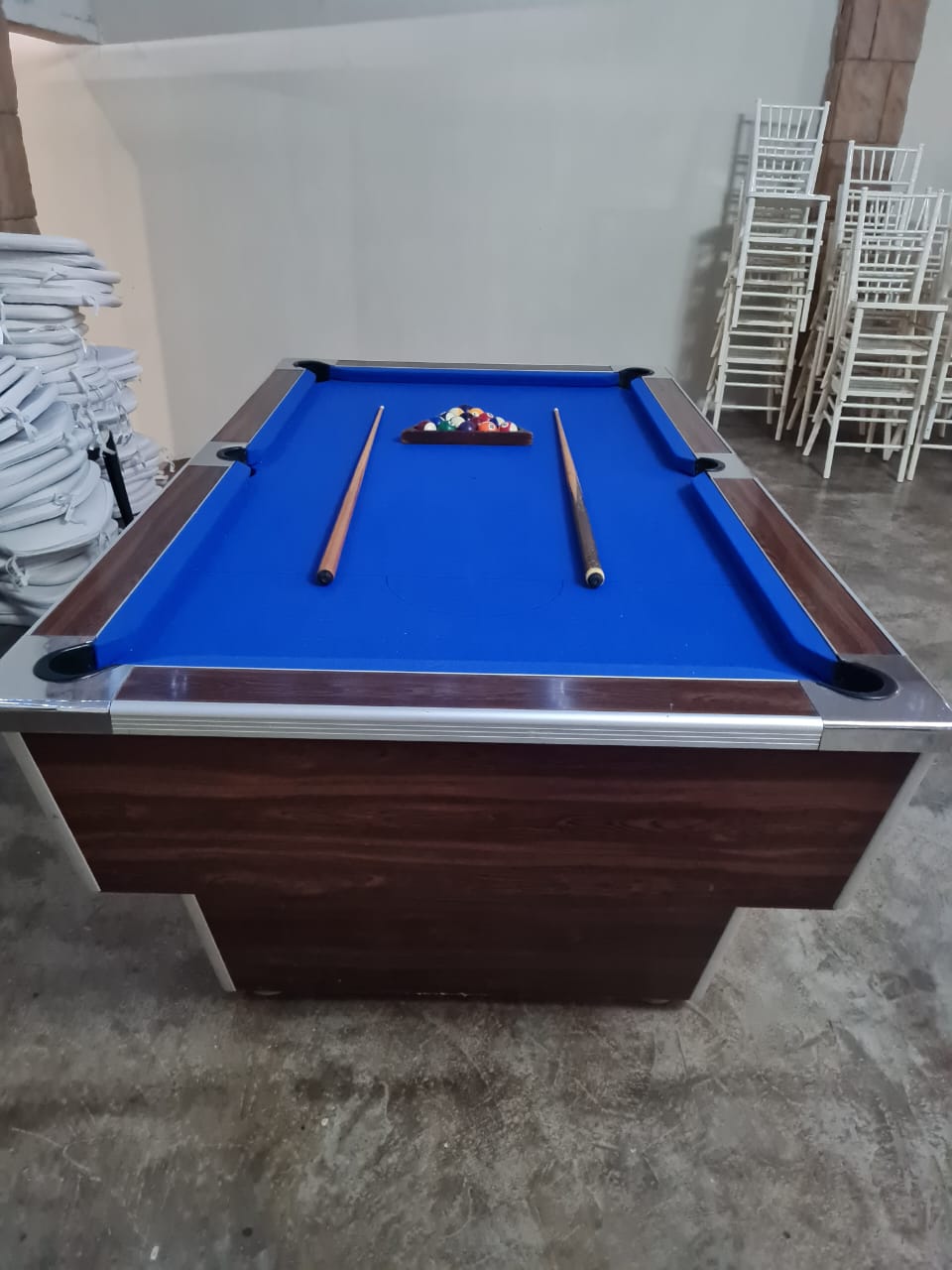 Pool table | Junk Mail