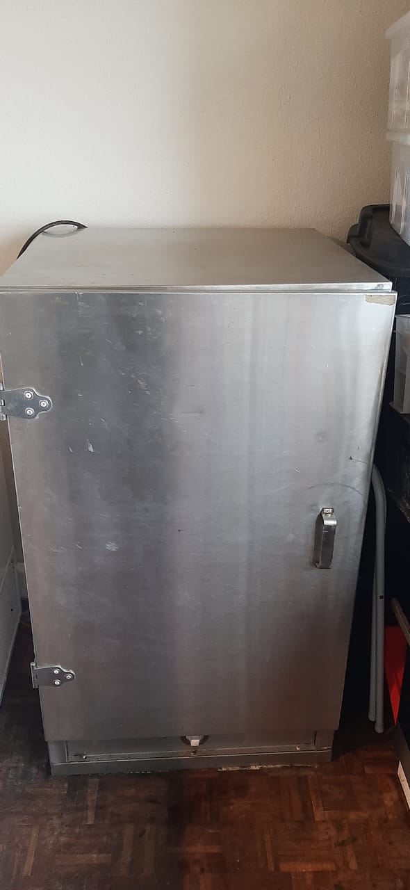 Prover hardly used bakery prover | Junk Mail Marketplace