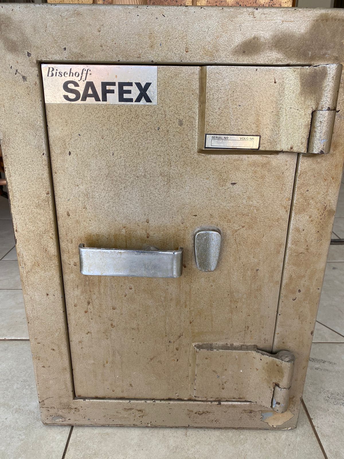 Bischoff Safex | Junk Mail