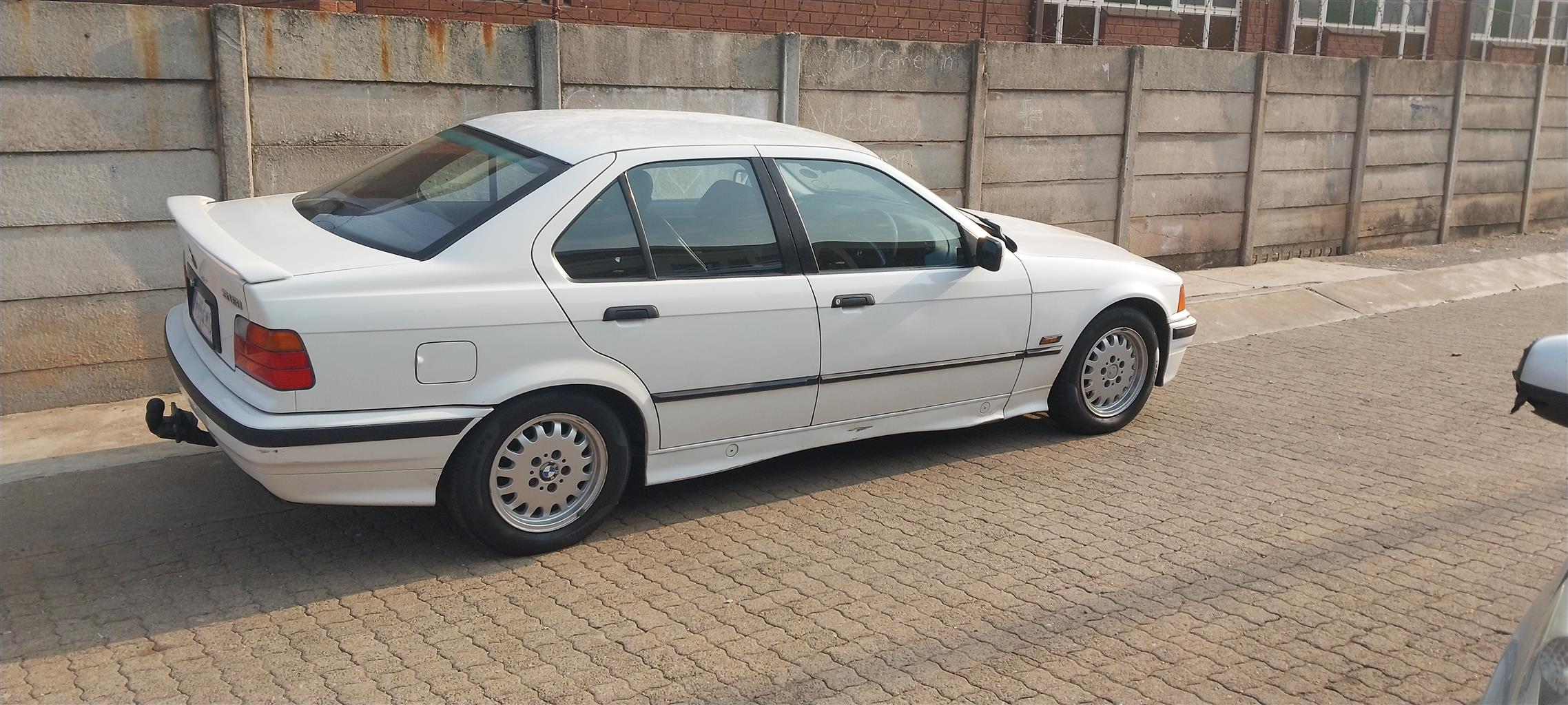 Bmw e36 316i | Junk Mail