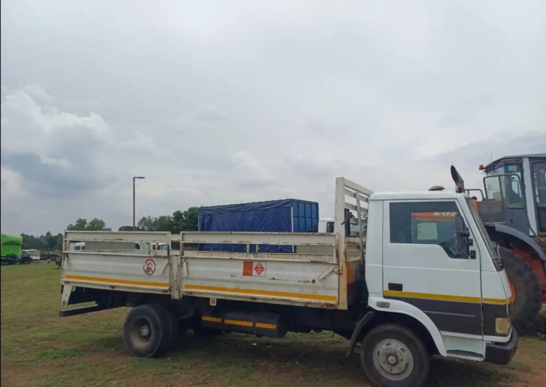 2012 Tata 713 Dropside 4 ton | Junk Mail Marketplace