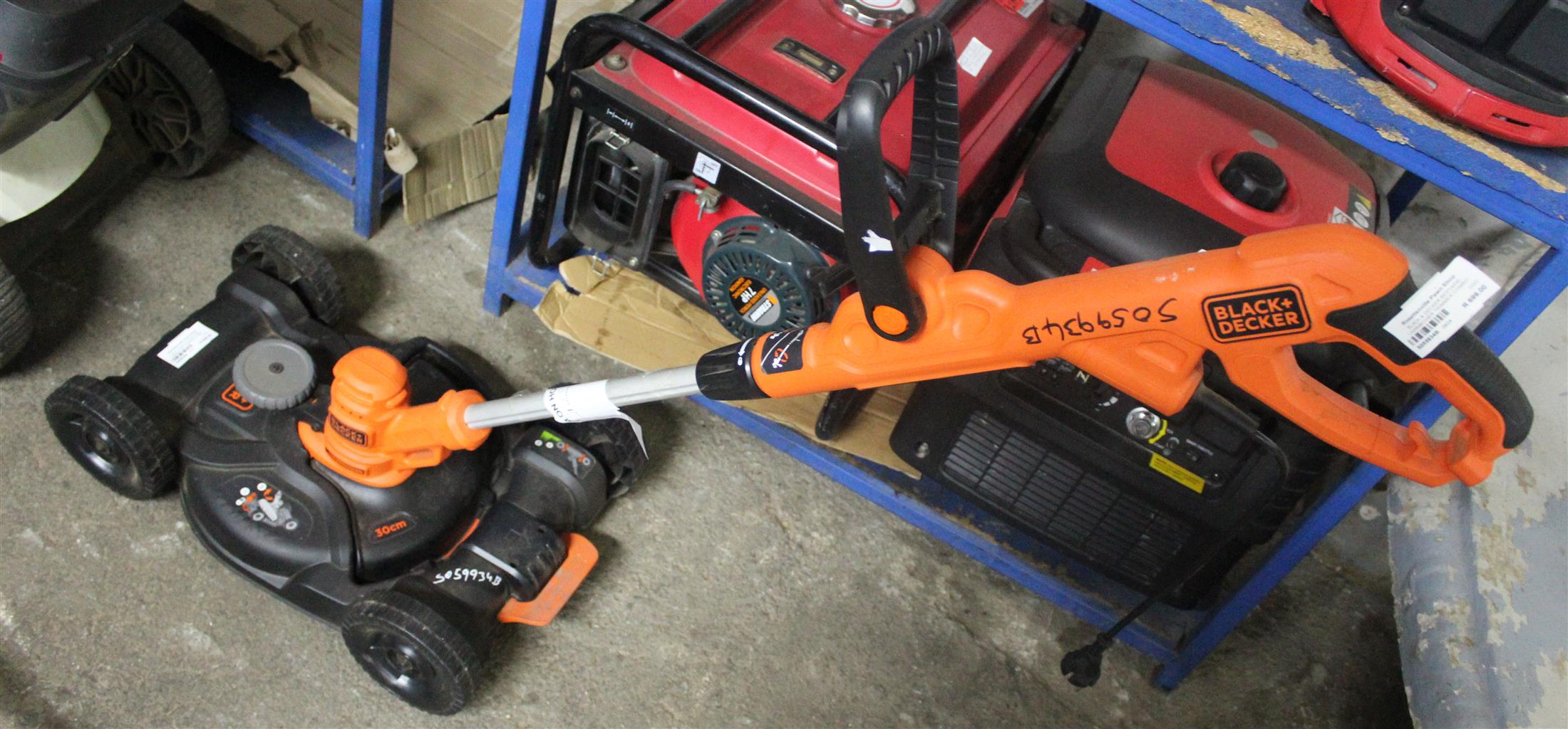 BLACK & DECKER BEST A530 LAWNMOWER TRIMMER COMBO S059934B | Junk Mail ...