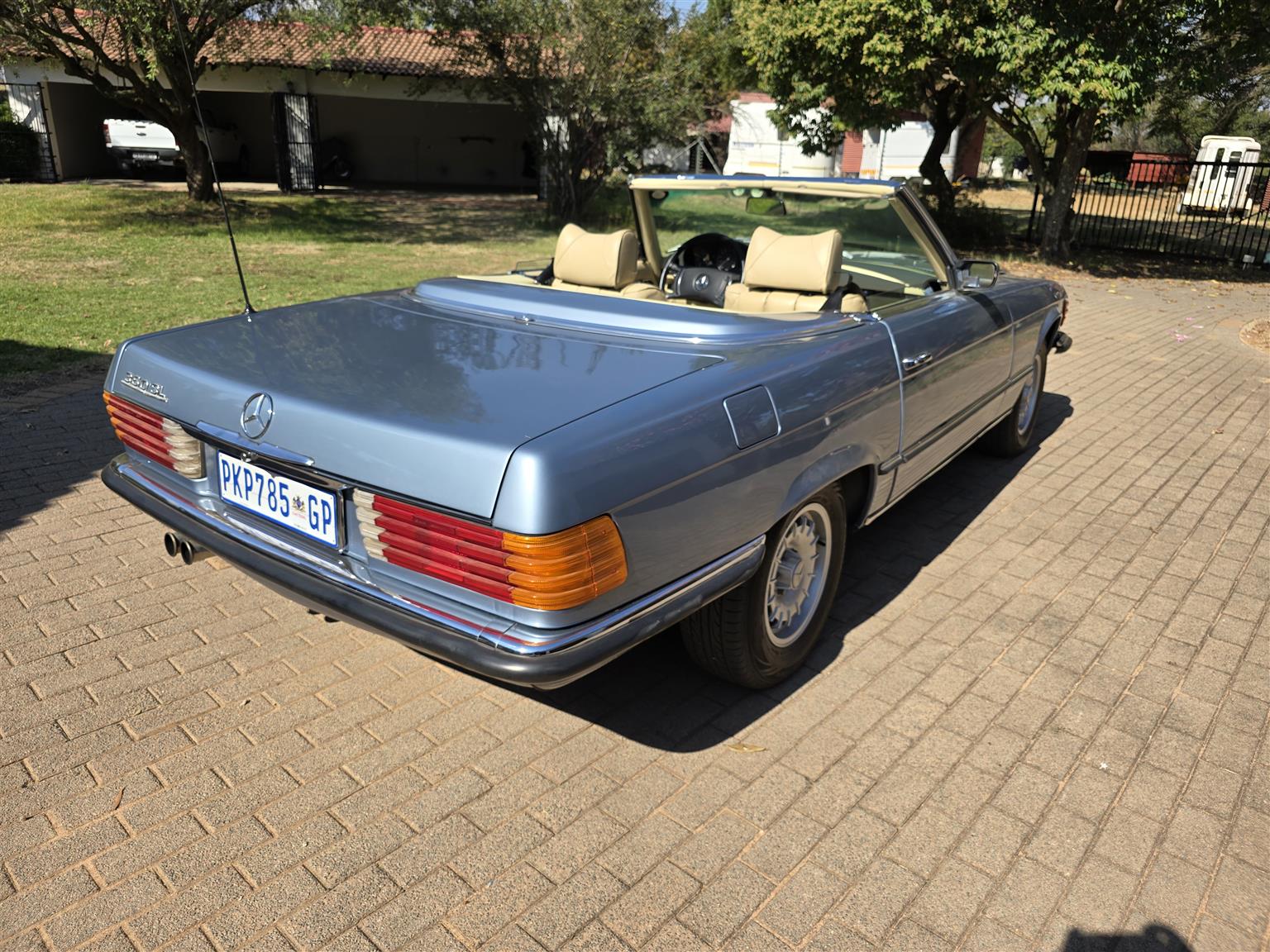 1973 Mercedes Benz 350 SL R107 | Junk Mail