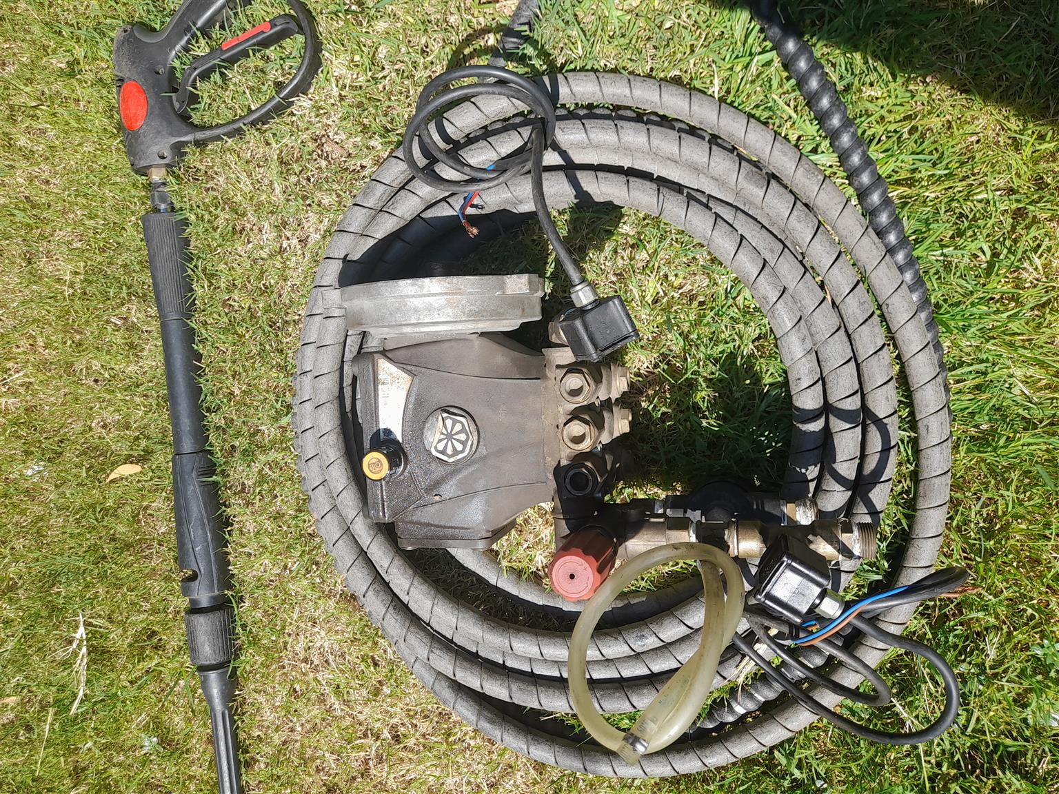 250 Bar Pressure washer interpump gun and pipe | Junk Mail Marketplace