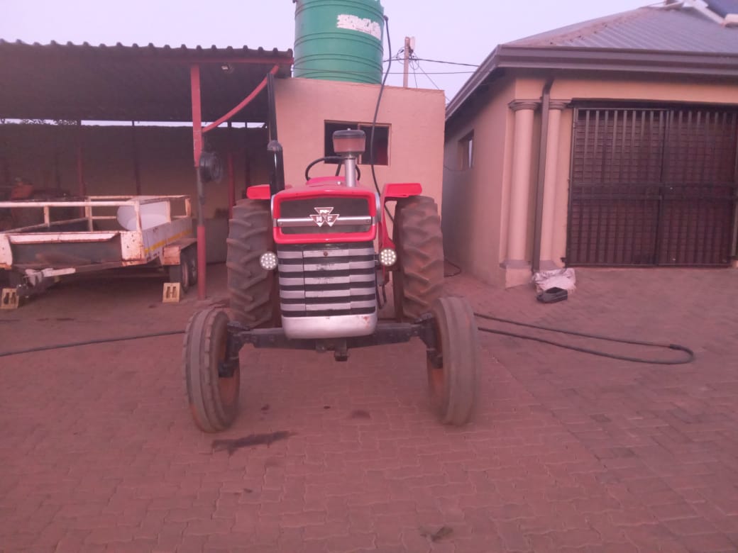 Massey Ferguson 165 ,212 engine | Junk Mail Marketplace