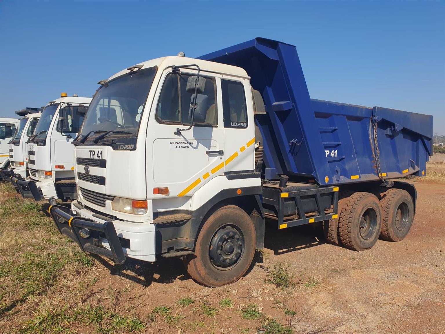 Ud 290 10 cube TIPPERS | Junk Mail Marketplace