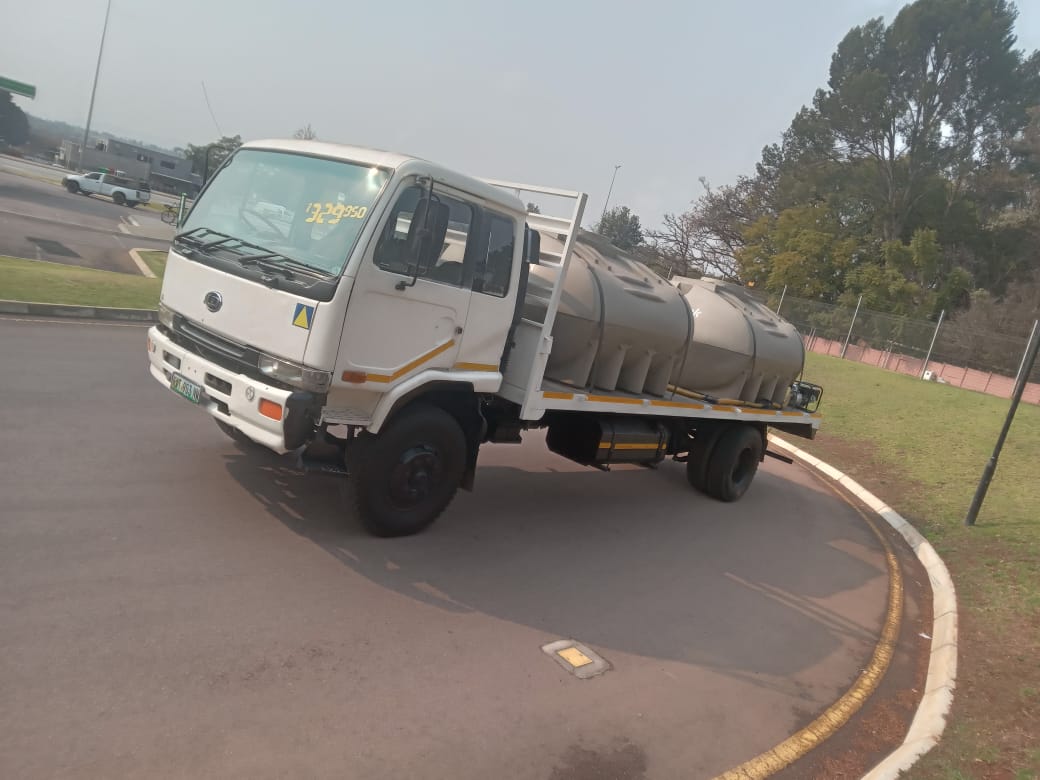 2000 Nissan Diesel UD80 8Ton truck for sale | Junk Mail Marketplace