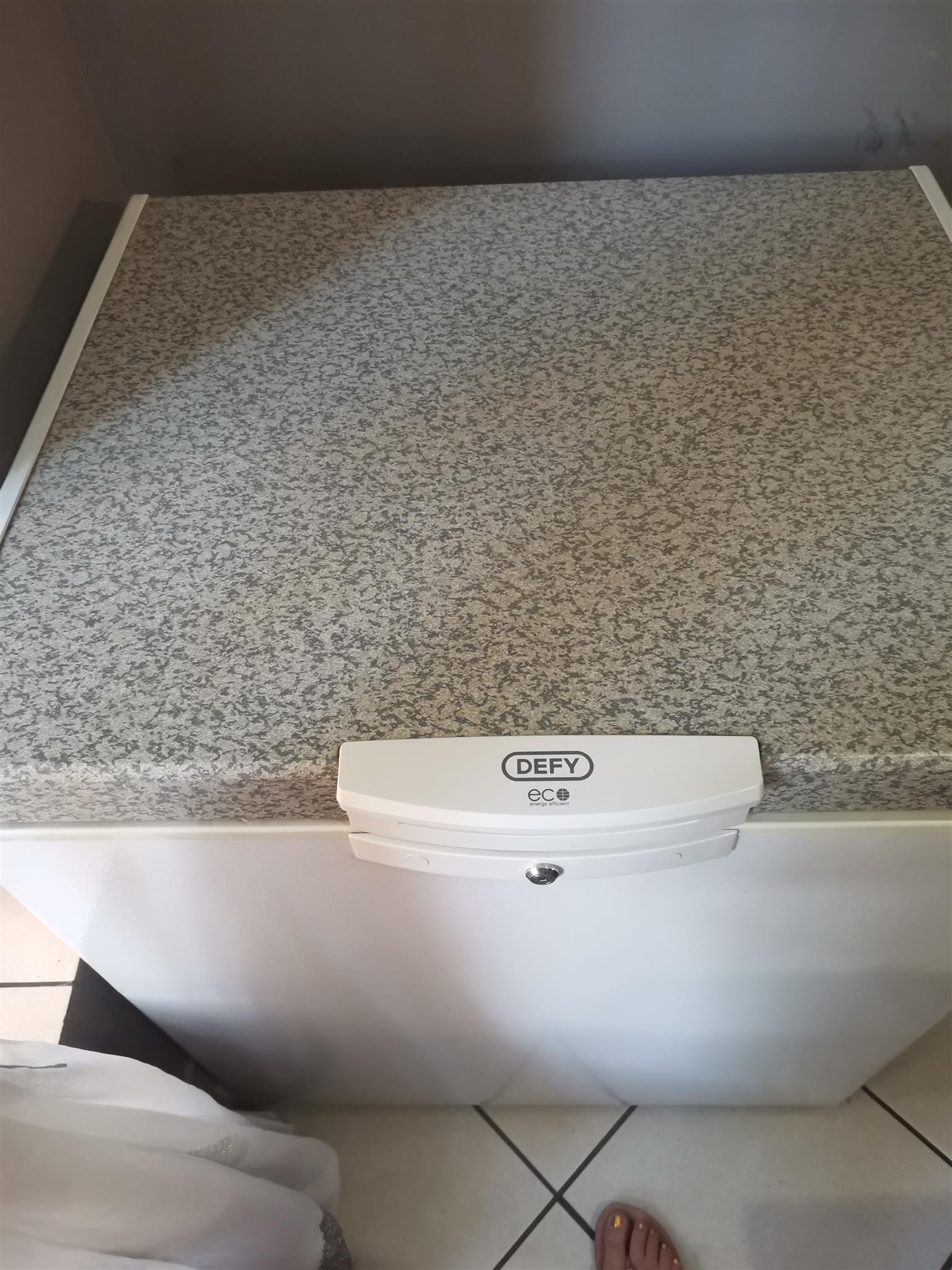 Defy Eco Chest Freezer | Junk Mail Marketplace