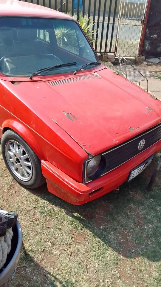 1993 Volkswagen Golf 1300 | Junk Mail Marketplace