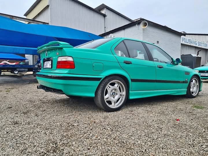 1998 BMW 325i E36 | Junk Mail Marketplace