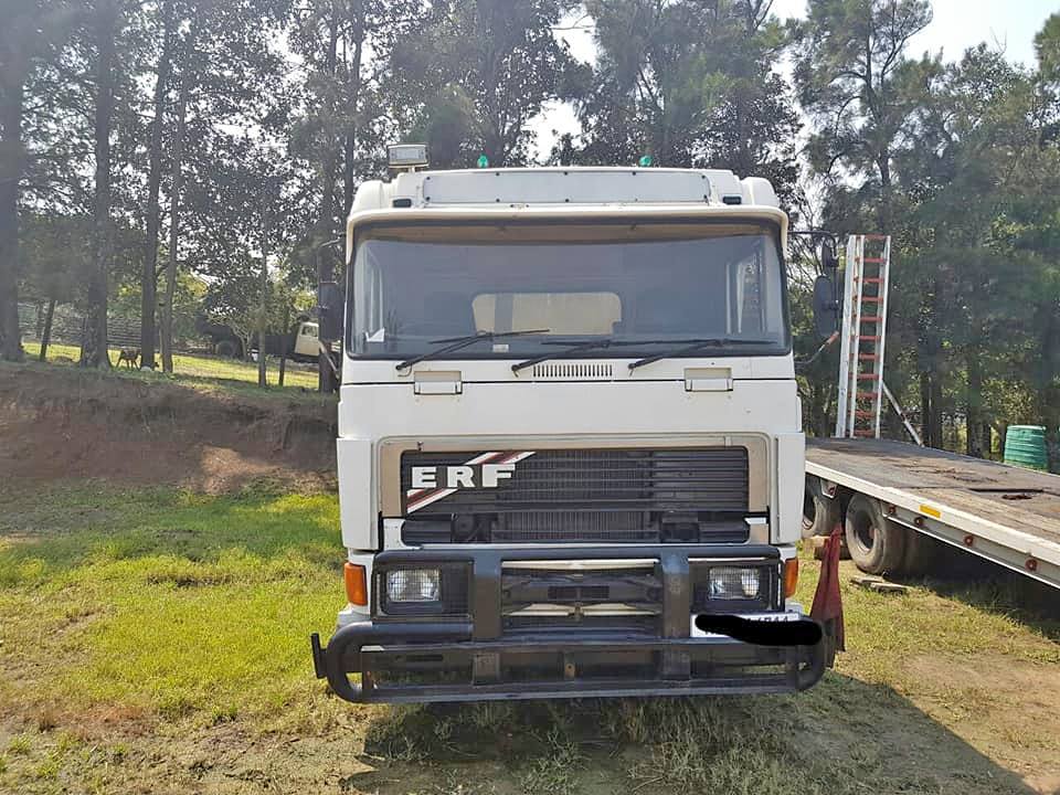 ERF horse with 30ton lowbed combo | Junk Mail Marketplace