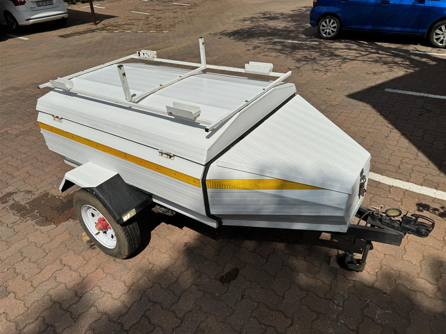 Venter Trailer (Excellent Condition) | Junk Mail