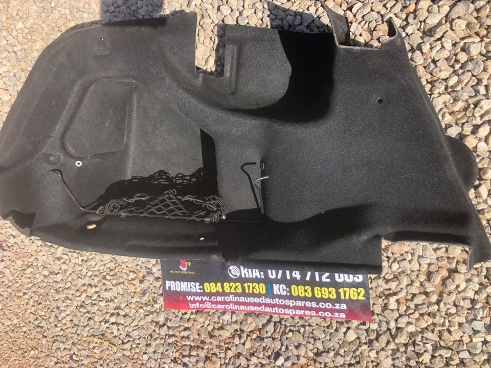 Mercedes Benz w204 left side trunk trim | Junk Mail