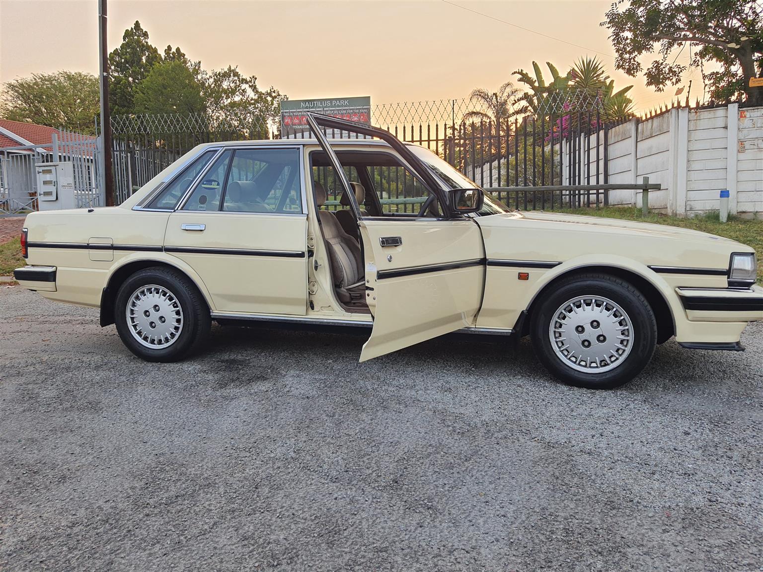 Toyota Cressida Gli 6 | Junk Mail