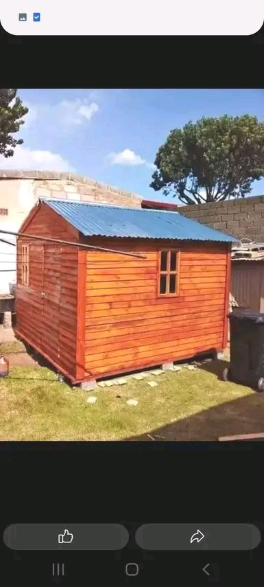 Best Bolato Wendy House | Junk Mail Marketplace
