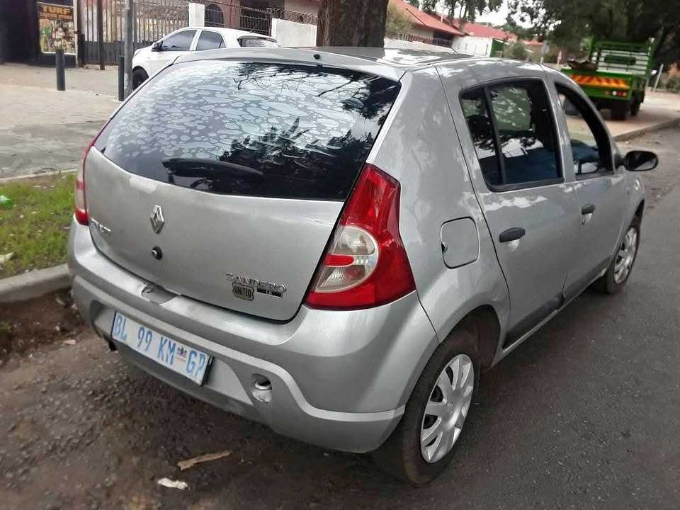 2014 Renault Sandero 1.6i | Junk Mail Marketplace