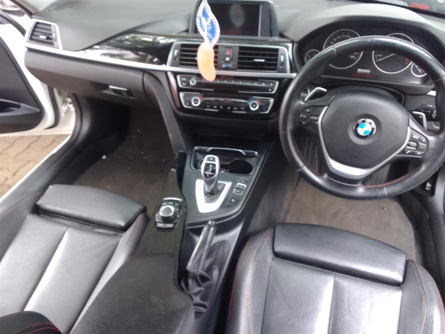 2015 BMW 3Series 320i MPerformance Auto white color Sunroof white ...