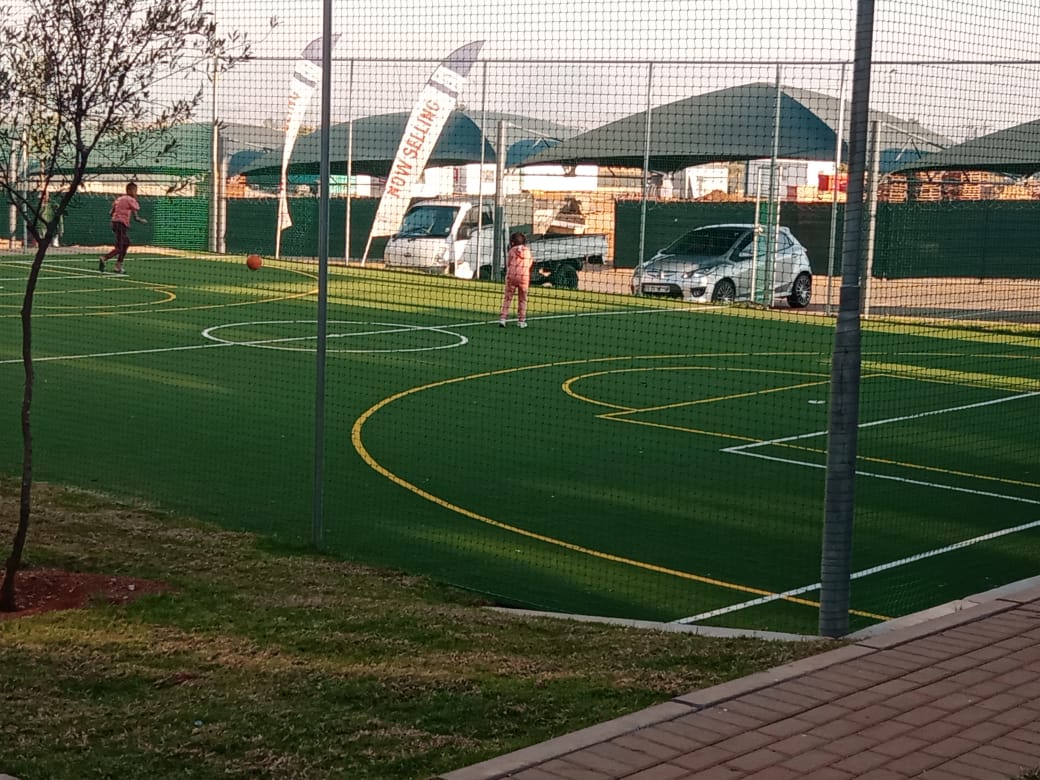 Modern Stylish 2Bed Apartment at Jabulani Junction Estate up for Rental ...