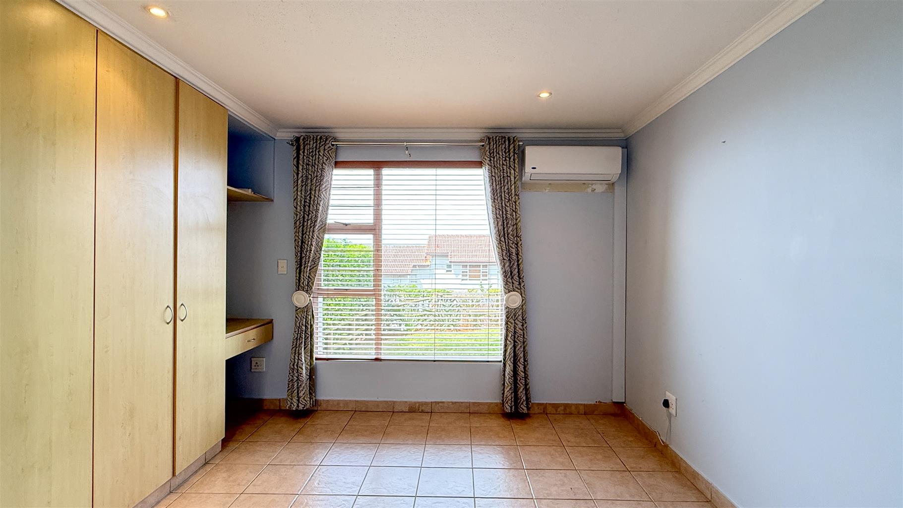 Neat Ground-Floor Apartment Close to Westbrook Beach | Junk Mail ...