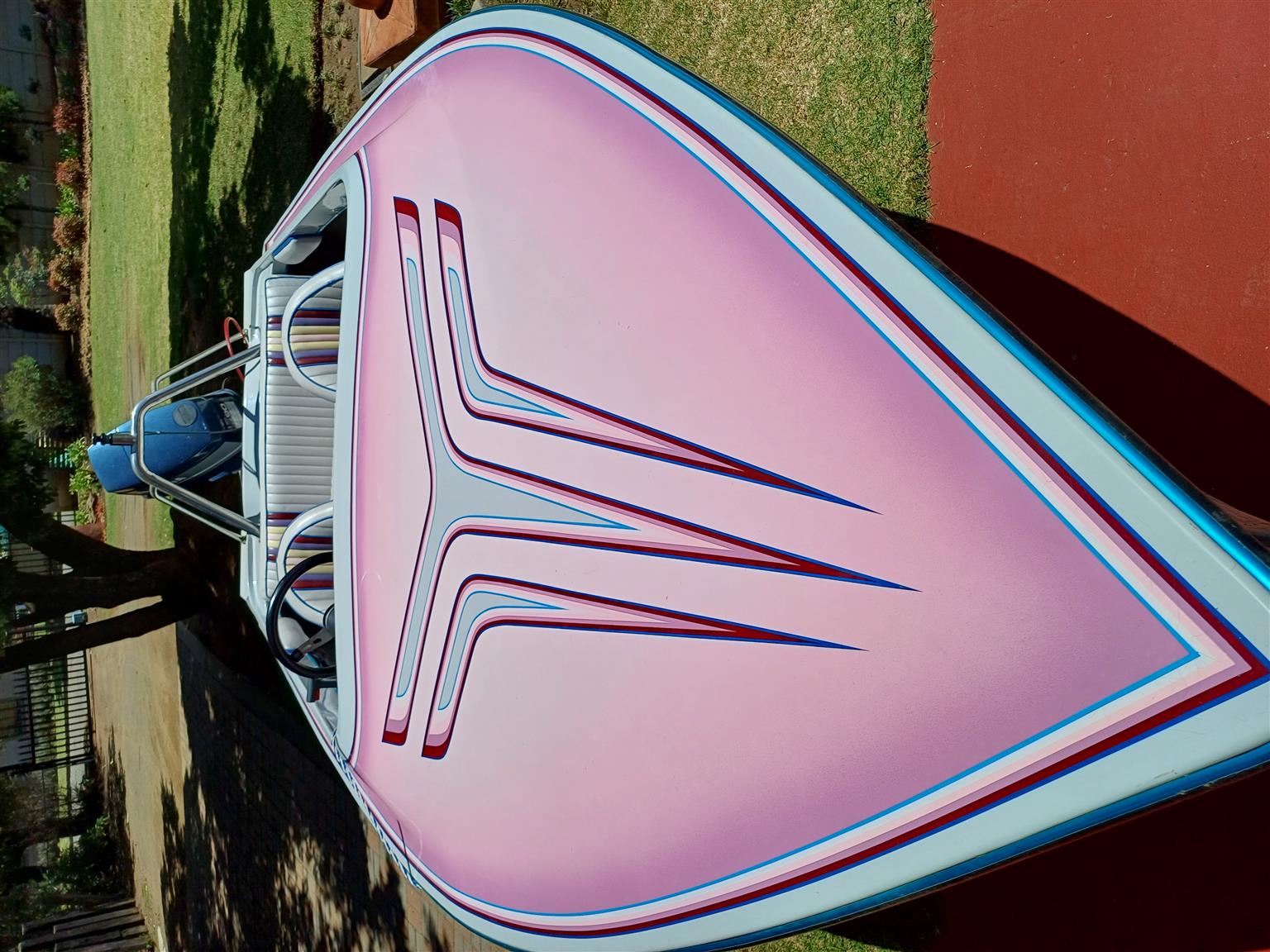 Mini Raven ski boat with 90 Yamaha engin | Junk Mail