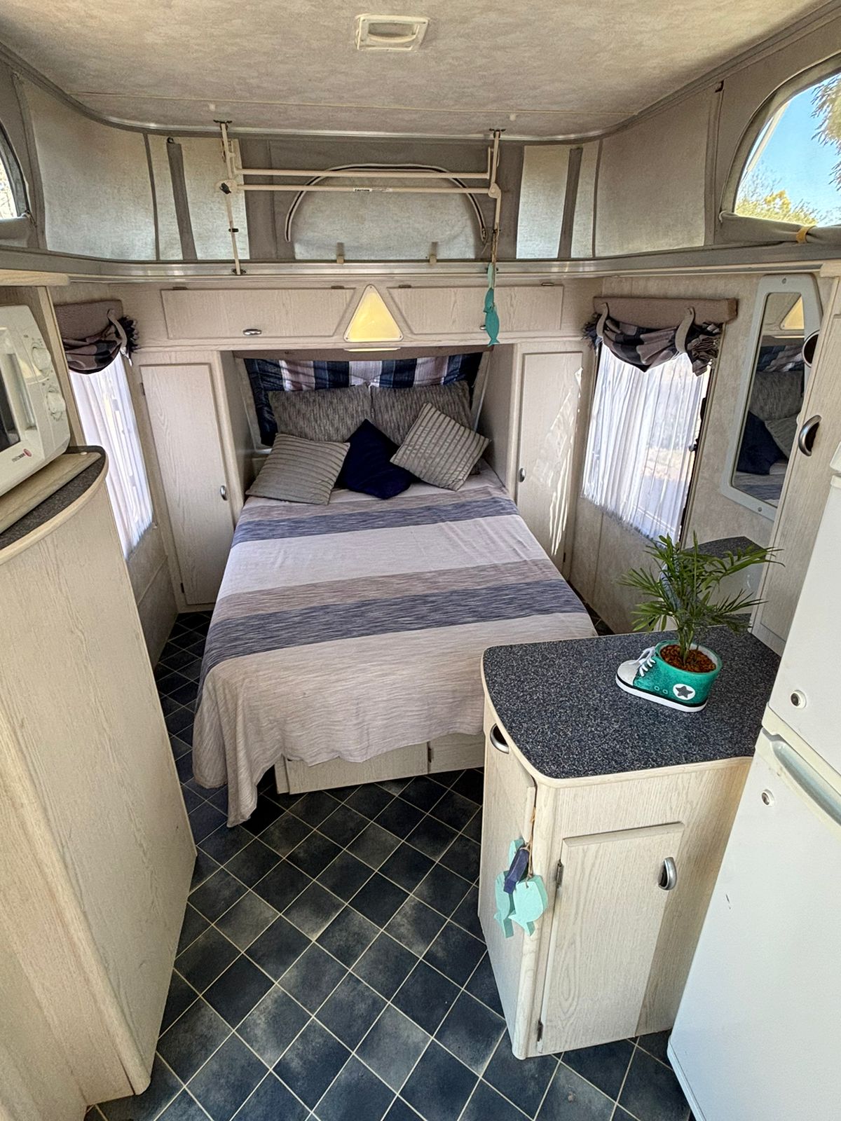 2005 Sprite Swing Caravan | Junk Mail Marketplace