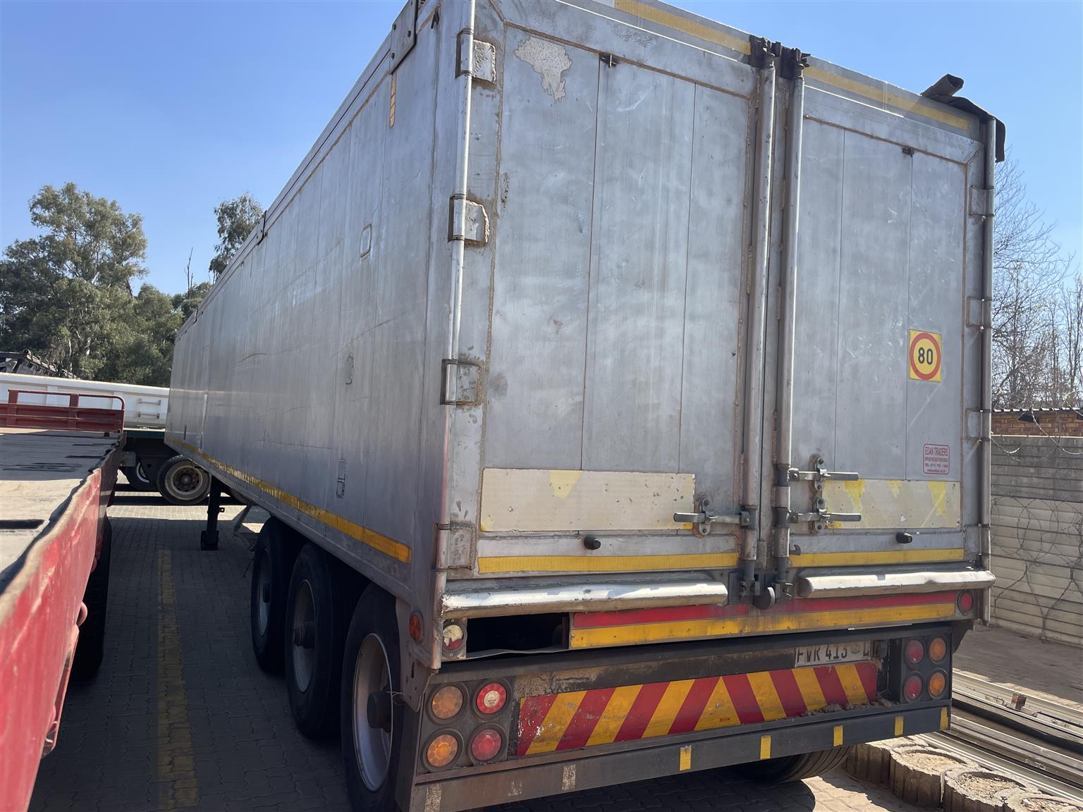 2007 Duncanmec Walking Floor trailer | Junk Mail Marketplace