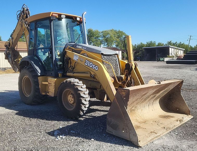 2002 JD 310SG backhoe TLB | Junk Mail Marketplace