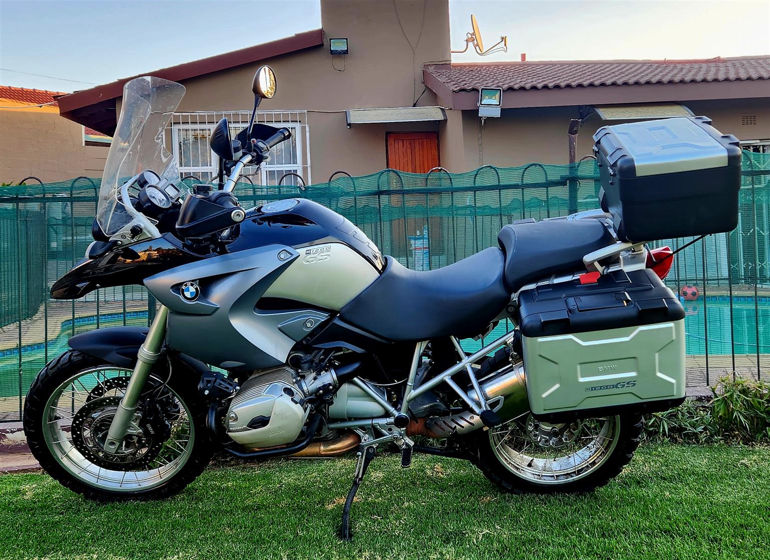 BMW GS 1200 CC (BEAUTIFUL CONDITION) | Junk Mail
