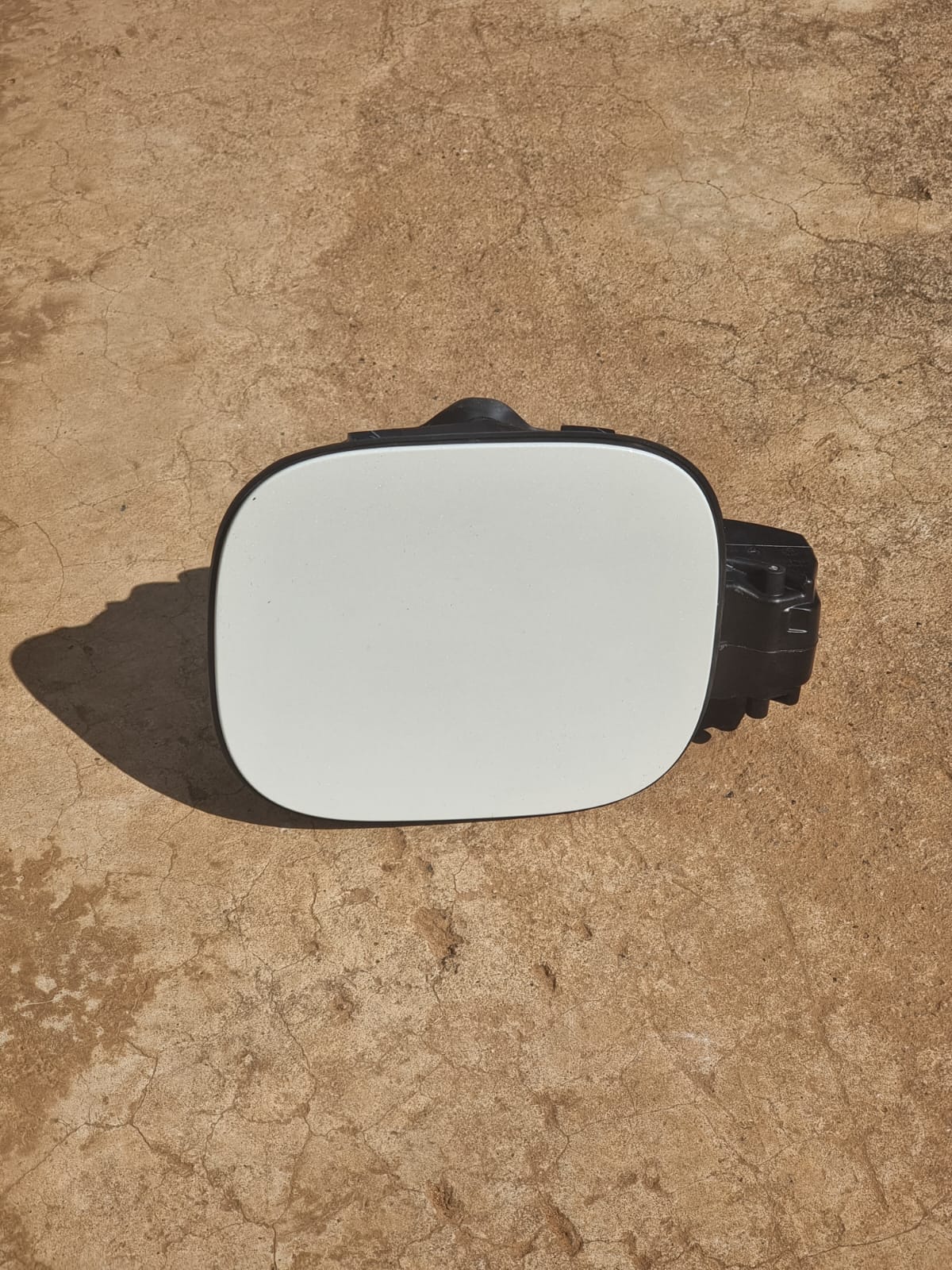 2022 Suzuki Vitara Brezza Fuel Flap For Sale | Junk Mail Marketplace